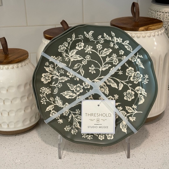 Threshold | Dining | Threshold Studio Mcgee 4pk Green Floral Plates ...